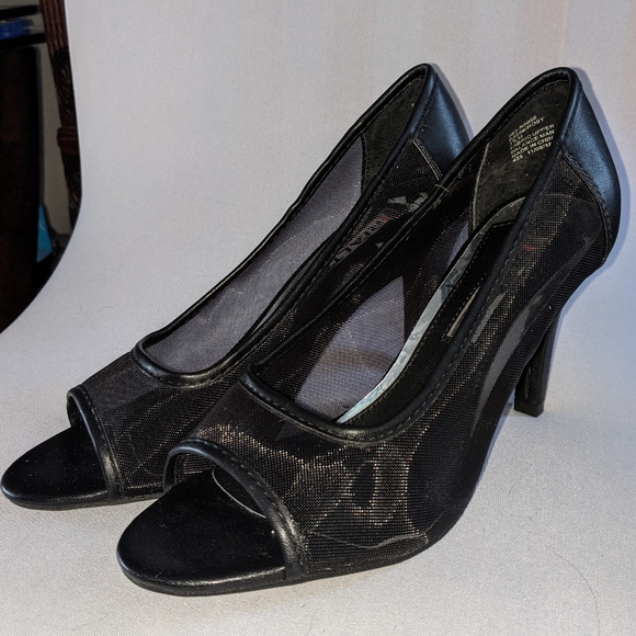 Rialto | Shoes | Rialto Mesh Peep Toe Pumps 75 | Poshmark